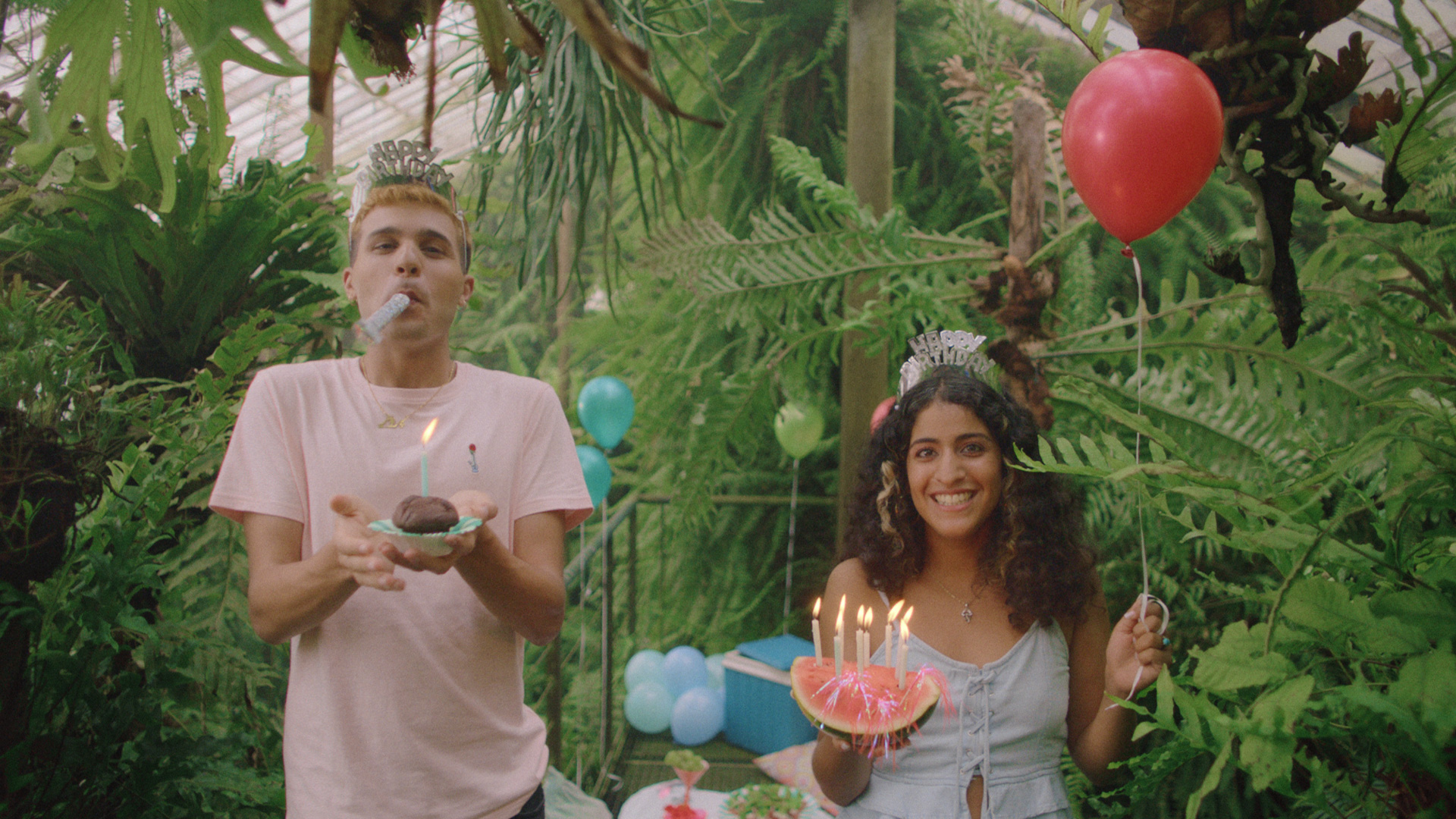 Pera Film'de 'Yepyeni Bir Dünya' - Altyazı Sinema Dergisi
